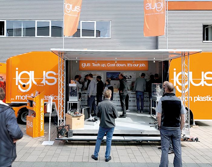 From XXL trucks to virtual/real trade show stands: igus trade shows ...